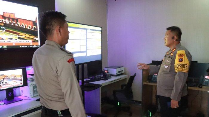 Kapolres Simalungun Sidak Mendadak Call Center 110 untuk Penguatan Sistem Pembinaan Internal ...