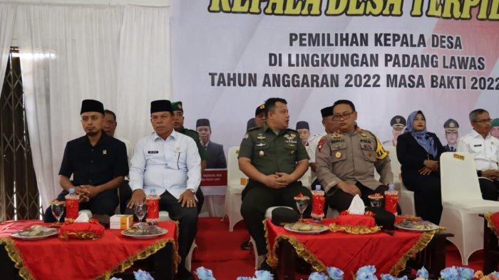 Kapolres Palas Hadiri Pelantikan 102 Kepala Desah Terpilih - Tribun-medan.com