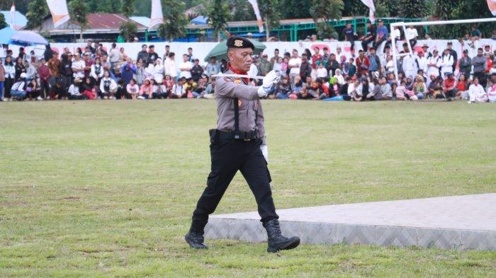 Kasat Samapta Polres Simalungun Jadi Komandan Upacara Penurunan Bendera Merah Putih - Tribun ...