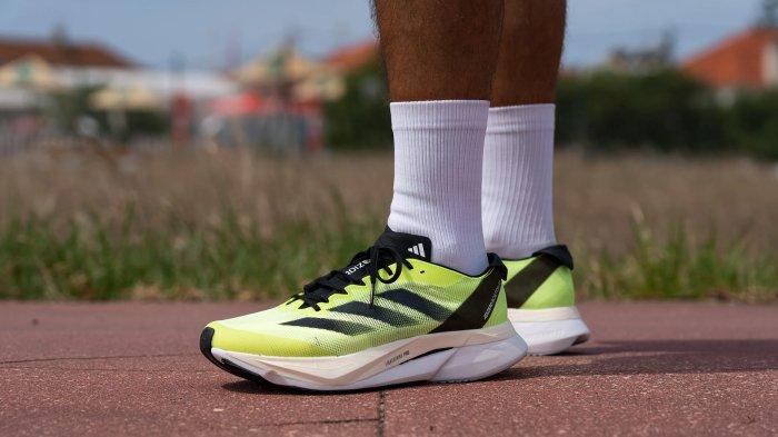 Adidas Adizero Boston 12: Sepatu Lari yang Menginspirasi untuk Performa ...