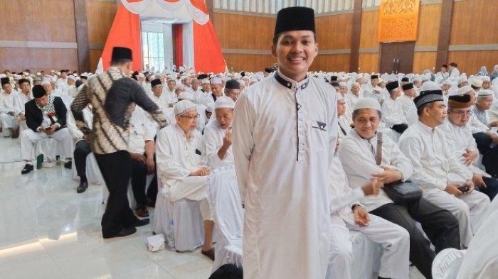 Alwi Umar Batubara, Mahasiswa UINSU Jadi Calon Jemaah Haji Termuda Asal Deliserdang - Tribun ...