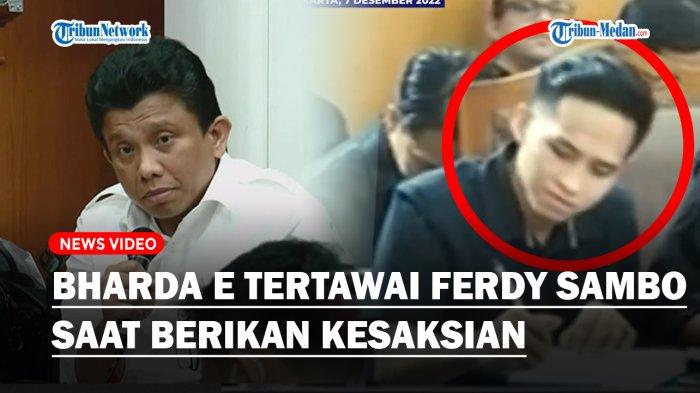 Bharada E Tertawai Ferdy Sambo Saat Beri Kesaksian, Berani Tatap Tajam Mantan Atasan - Tribun ...