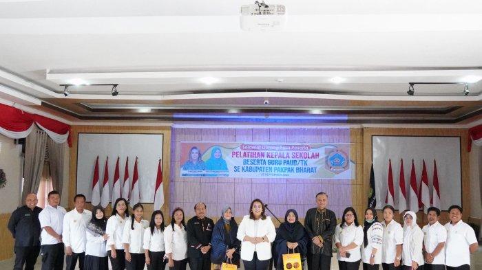 Wakil Bupati Buka Bimtek dan Pelatihan Bagi Kepala Sekolah dan Guru PAUD/TK di Pakpak Bharat ...