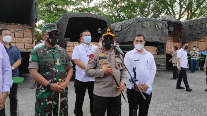 PT Salim Ivomas Pratama Apresiasi TNI dan Polri Bantu Distribusi Migor ...