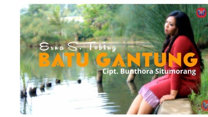 Arti dan Lirik Lagu Batak Batu Gantung yang Dipopulerkan Rita Butar ...
