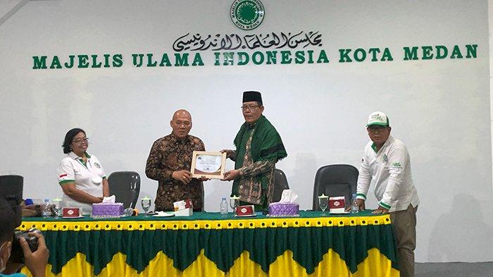 Sosialisasi dan Pelatihan Eco Enzyme Kepada Anggota MUI Kota Medan ...