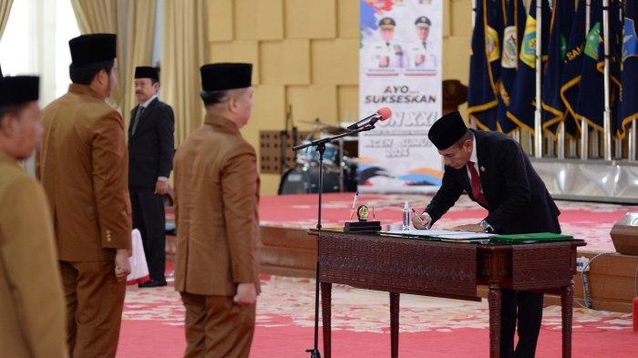 Edy Rahmayadi Ultimatum ASN Tak Terlibat Politik Praktis saat Lantik 64 Pejabat Eselon III dan ...