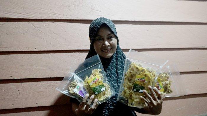 Ery Susanti Belajar Buat Basreng dari Internet, Kini Pasarkan Produk ke ...