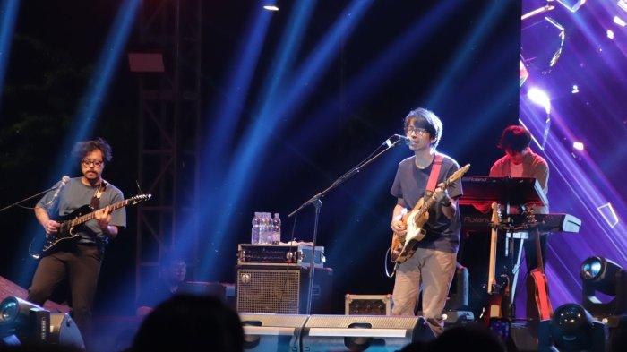 Penampilan Fiersa Besari dan Naff Sukses Curi Perhatian di GFed UNPAB ...