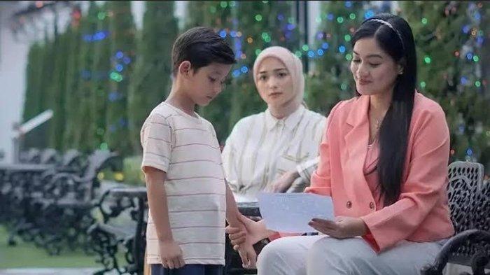 Air Mata di Ujung Sajadah Tayang di Bioskop Cinepolis, Kisah Ibu yang Berjuang Mendapatkan ...