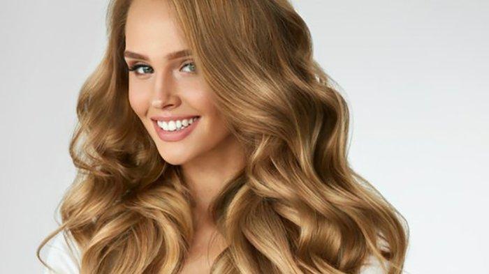 Tips Merawat Rambut Bergelombang agar Tetap Terlihat Indah dan Sehat ...