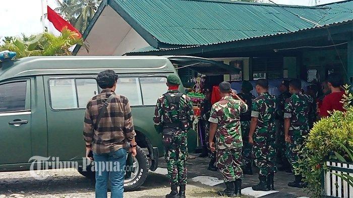 Jenazah Sertu Roybertus Simbolon Telah Diterbangkan dari Papua, Tangis ...
