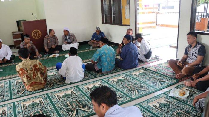 Jum’at Curhat, Kapolres Pelabuhan Belawan Tampung Aspirasi Warga - Tribun-medan.com