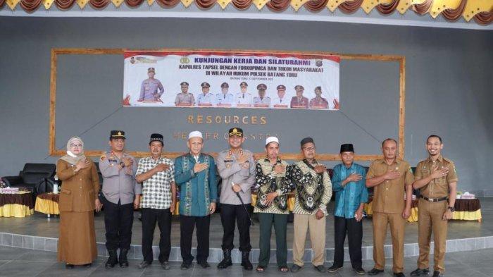 Tokoh Adat Batang Toru Dukung Penuh Kinerja Kapolres Tapsel - Tribun ...