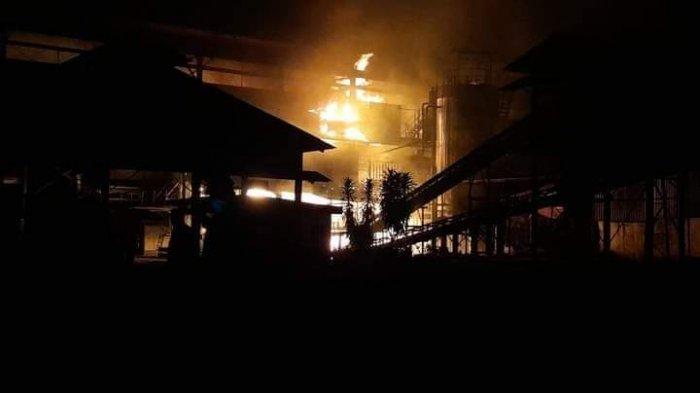 Gudang Pabrik Kelapa Sawit PTPN IV Simalungun Terbakar, Petugas Masih ...