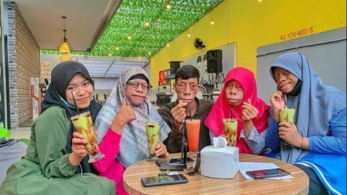 VIRAL di TikTok, Keluarga Manurung Asal Kisaran Makin Terkenal hingga ...