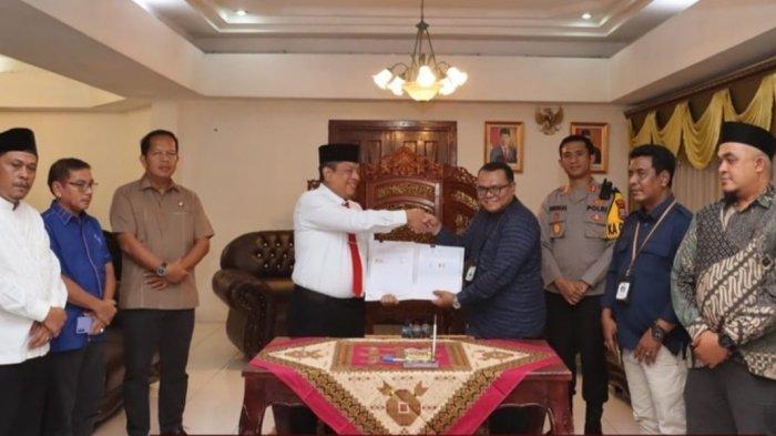 Tandatangani NPHD Pilkada 2024, KPU Tebingtinggi Terima Rp 16 Miliar dan Bawaslu Rp 5 Miliar ...