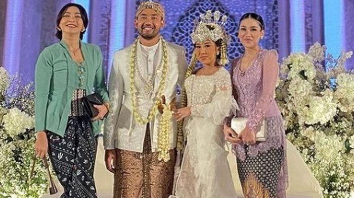 RESMI Menikah, Intip Cantiknya Kiky Saputri Pakai Gaun, Tamu Undangan Rekan Artis hingga Pejabat ...