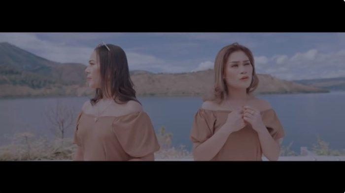 Lirik Lagu Simalungun Hulahoi Pe Inang yang Dipopulerkan Duo Miss Pay - Tribun-medan.com