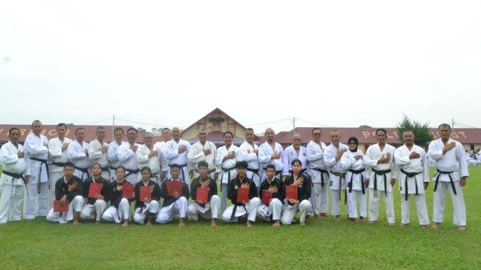 Ujian Kenaikan Tingkat Perguruan Inkanas, Dansat Brimob Polda Sumut ...