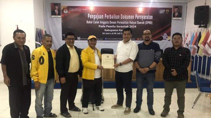 KPUD Karo Catat Seluruh Parpol Sampaikan Berkas Perbaikan di Hari Terakhir - Tribun-medan.com