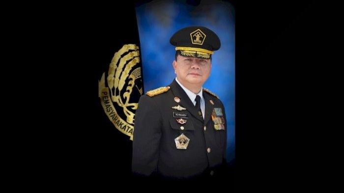 Profil Komjen Reynhard Saut Poltak Silitonga, Akpol 1989 Kini Jabat ...
