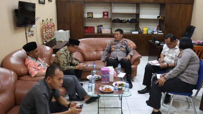 Wakapolres Terima Kunjungan Depag Tebingtinggi Terkait Rencana Acara Gerak Jalan Sehat - Tribun ...