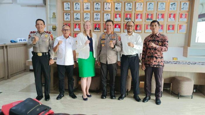Konsulat Amerika Serikat Audiensi dengan Kapolrestabes Medan - Tribun-medan.com