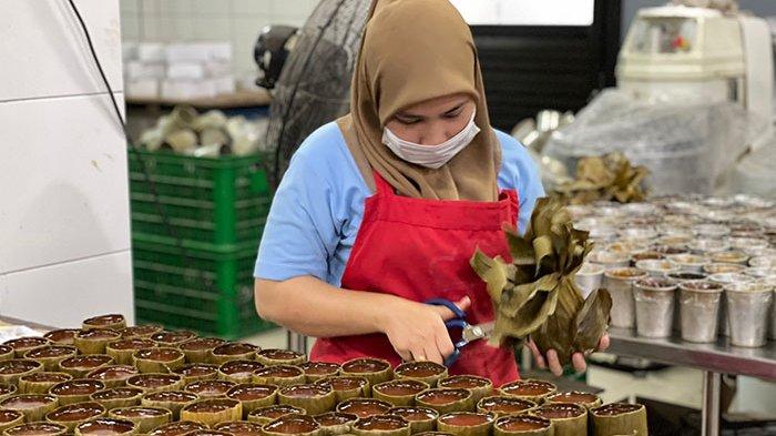 Usaha Kue Bakul Legendaris Kota Medan, Berdiri Sejak Tahun 1980-an ...