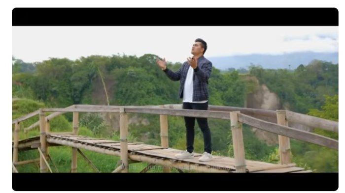 Lirik Lagu Batak Au Gabe Alogo Diho yang Dipopulerkan oleh Jen Manurung ...