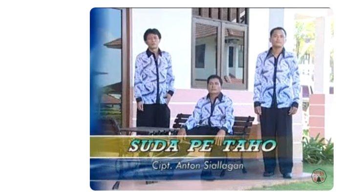 Lirik Lagu Batak Suda Pe Taho yang Dipopulerkan oleh Trio Satahi - Tribun-medan.com