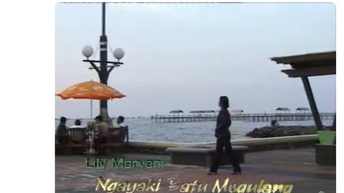 Lirik Lagu Karo Ngayaki Batu Megulang yang Dipopulerkan Lily Maryani br ...