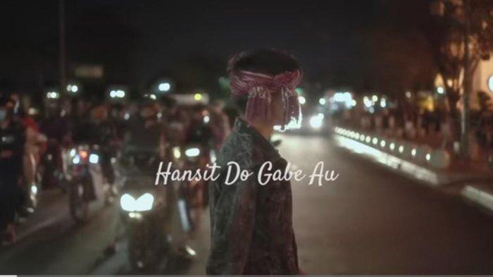 Lirik Lagu Batak Hansit Do Gabe Au Dipopulerkan Osen Hutasoit, Berikut ...