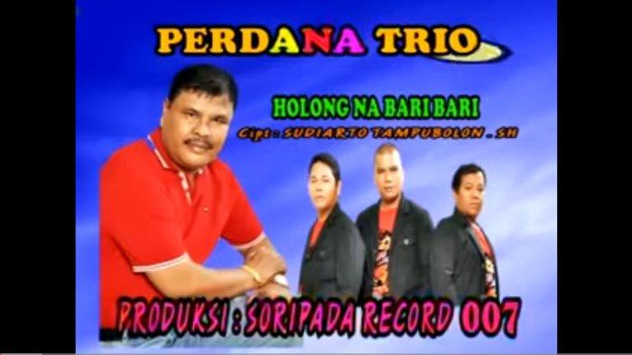 Lirik Lagu Batak Holong Na Bari-bari Dipopulerkan oleh Perdana Trio ...