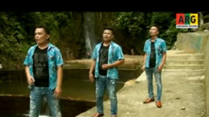 Chord Gitar dan Lirik Lagu Batak Hot Bahen Au Diroham, Simak Juga Terjemahannya - Halaman all ...