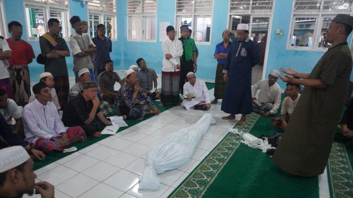 Praktik Mengkafani Jenazah, Lapas Kelas IIA Rantauprapat Adakan Program ... Praktik Mengkafani Jenazah, Lapas Kelas IIA Rantauprapat Adakan Program ...