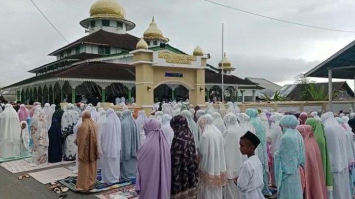 Hari Ini Masyarakat Negeri Wakal Maluku Sudah Salat Ied, Begini Cara ...