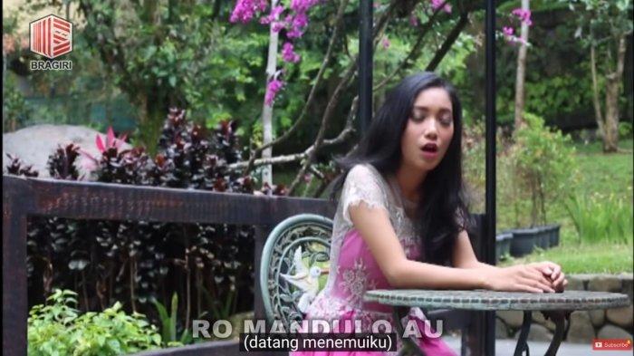 Arti dan Lirik Lagu Batak Dang Na Ujui Be Ho Dipopulerkan oleh Maria Fitri R Togatorop - Tribun ...