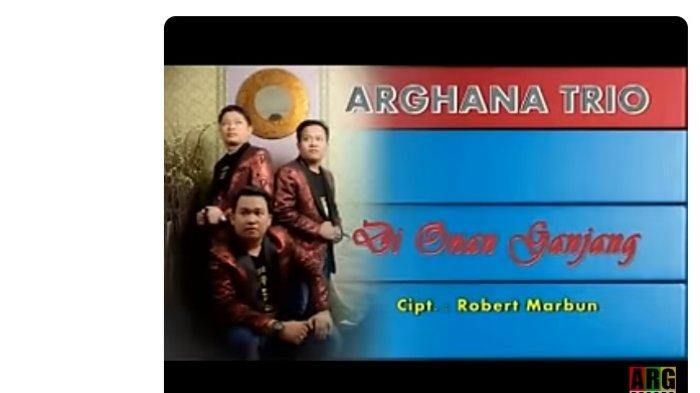 Chord dan Lirik Lagu Batak Di Onan Ganjang yang Dipopulerkan oleh Arghana Trio - Tribun-medan.com