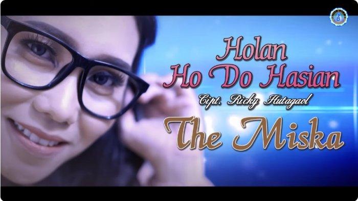 Terjemahan Lirik Lagu Batak Holan Ho Do Hasian yang Dipopulerkan The ...