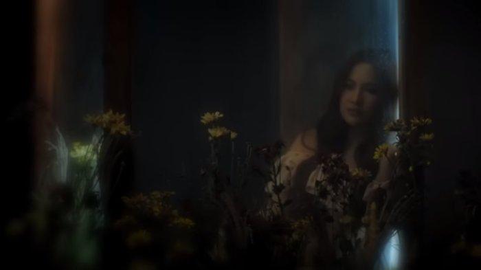 Lirik Lagu Mati-Matian Dipopulerkan oleh Mahalini - Tribun-medan.com