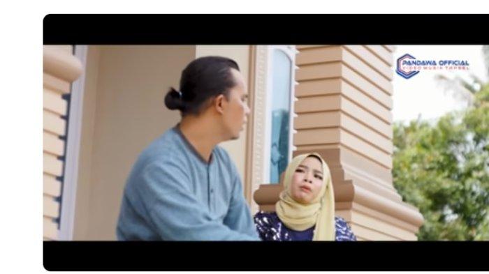 Lirik Lagu Mandailing Parlopo yang Dipopulerkan Farro Simamora Feat ...