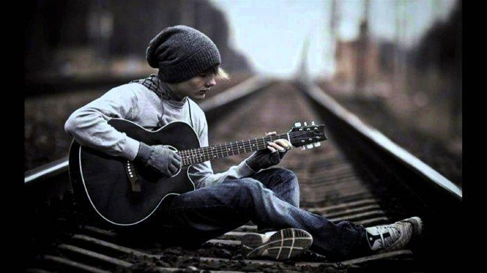 Lirik dan Chord Lagu Batak Masihol Au Inang By Duo Naimarata - Tribun ...