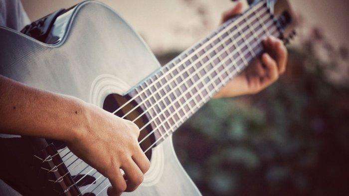 Chord Gitar dan Lirik Lagu Batak Mauliate Ma Inang By Rany Simbolon ...