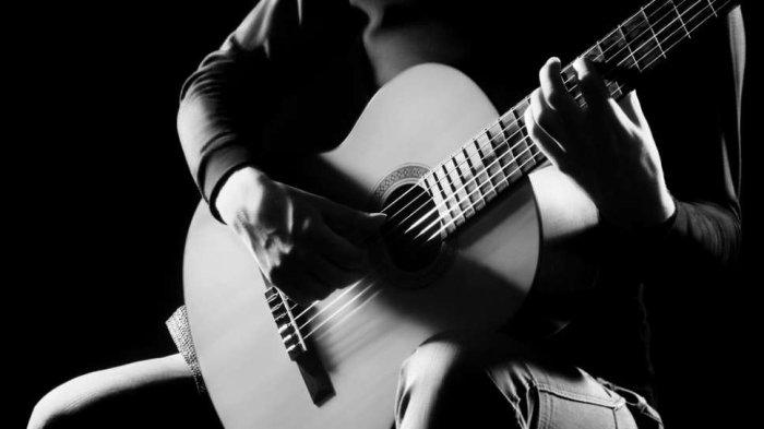 Lirik Lagu Batak Uju Dingolukkon Ma Nian Dipopulerkan Oleh Putri ...