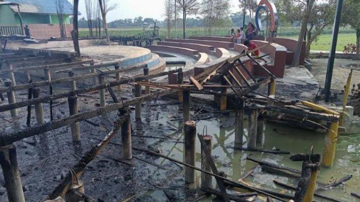 Penampakan Agro Wisata Paloh Naga setelah Terbakar - Halaman all ...
