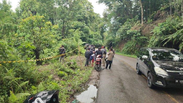 Jenazah Mengapung di Sungai Kombih, 1 Korban Mobil Avanza Masuk Jurang Dikenali Keluarganya ...