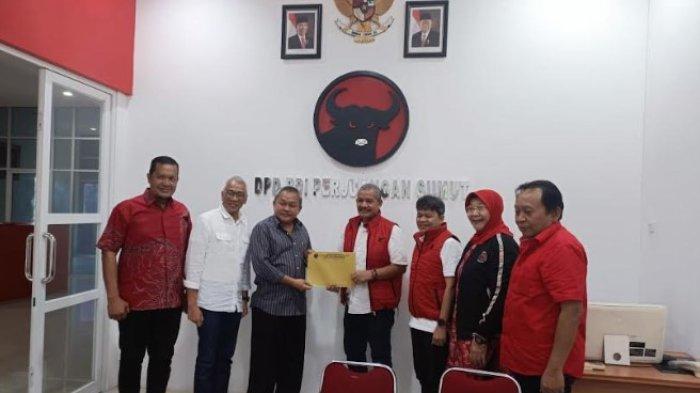 Sutrisno Puji Edy Rahmayadi Ambil Formulir Cagub PDIP: yang Lawan ...