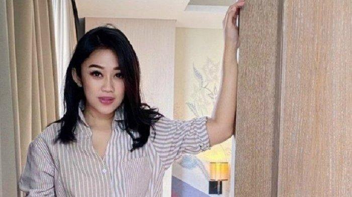 Artis Cantik Ini Dulu Pemeran Susi di Sitkom OB, Penampilannya Kini ...