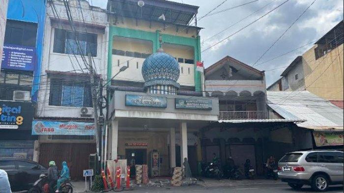 Berbuka Puasa dengan Kari Kambing Khas India di Masjid Taj’ul Madras Medan - Tribun-medan.com